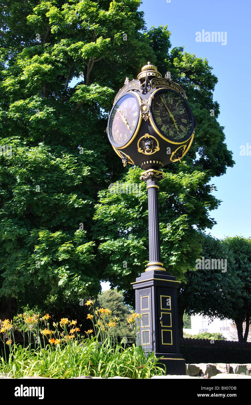 Street clock, Newport, Rhode Island, USA Stock Photo - Alamy