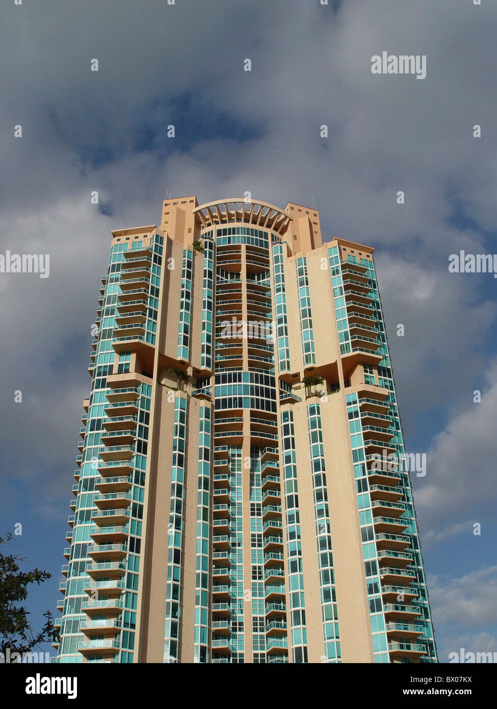 architecture kind way of Deco Florida building construction sky block ...