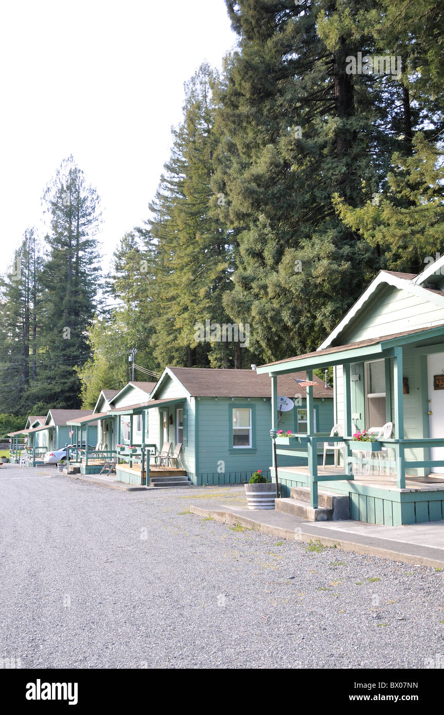 Redcrest Resort Cabins for tourists in Redwoods National Park ...