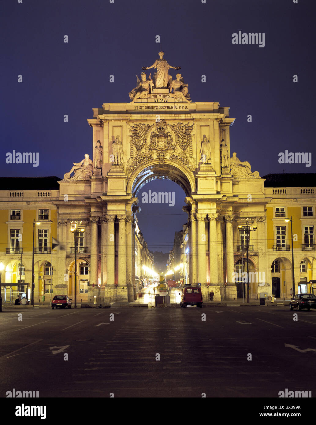 Arco Monumentally buildings night at night place Portugal Praca do ...