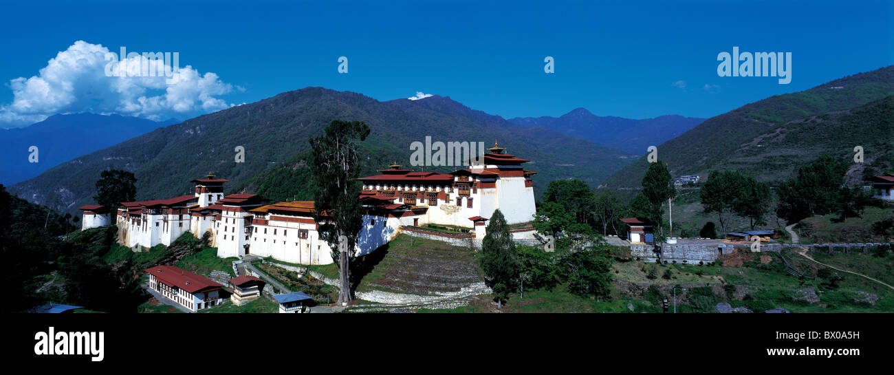 Magnificent architecture of bhutan hi-res stock photography and images ...