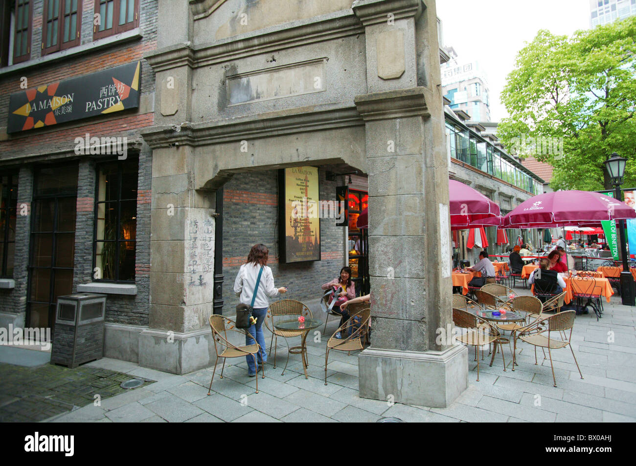 Shanghai traditional architecture Shikumen in Xintiandi, Shanghai ...