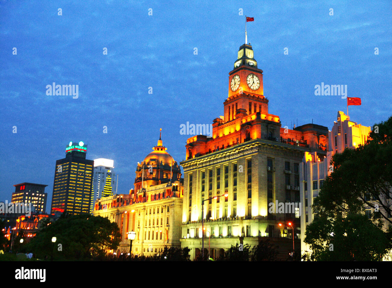 Shanghai Customs House at dusk, The Bund, Shanghai, China Stock Photo ...