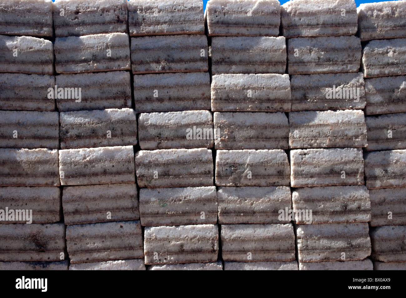 Building blocks cut from thick salt lake, Colchani, Salar de Uyuni salt ...