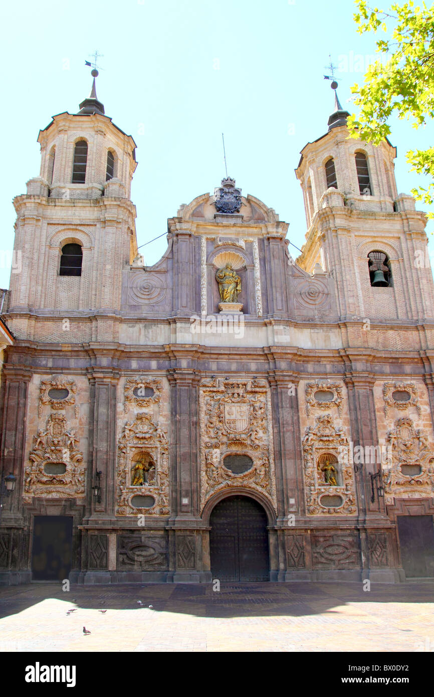 Isabel the catholic square hi-res stock photography and images - Alamy