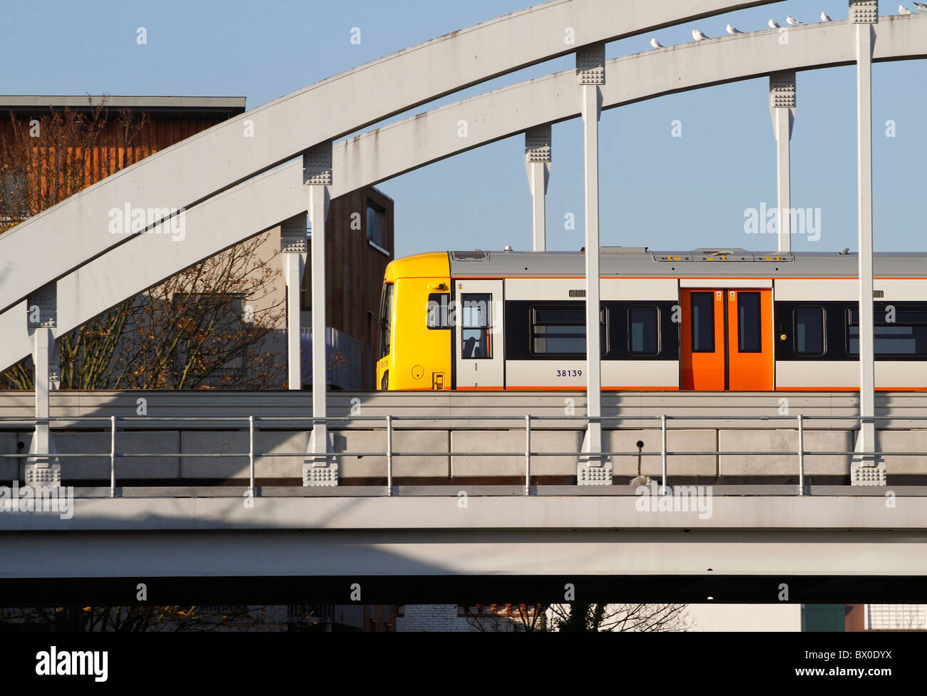 Overground train hi-res stock photography and images - Alamy