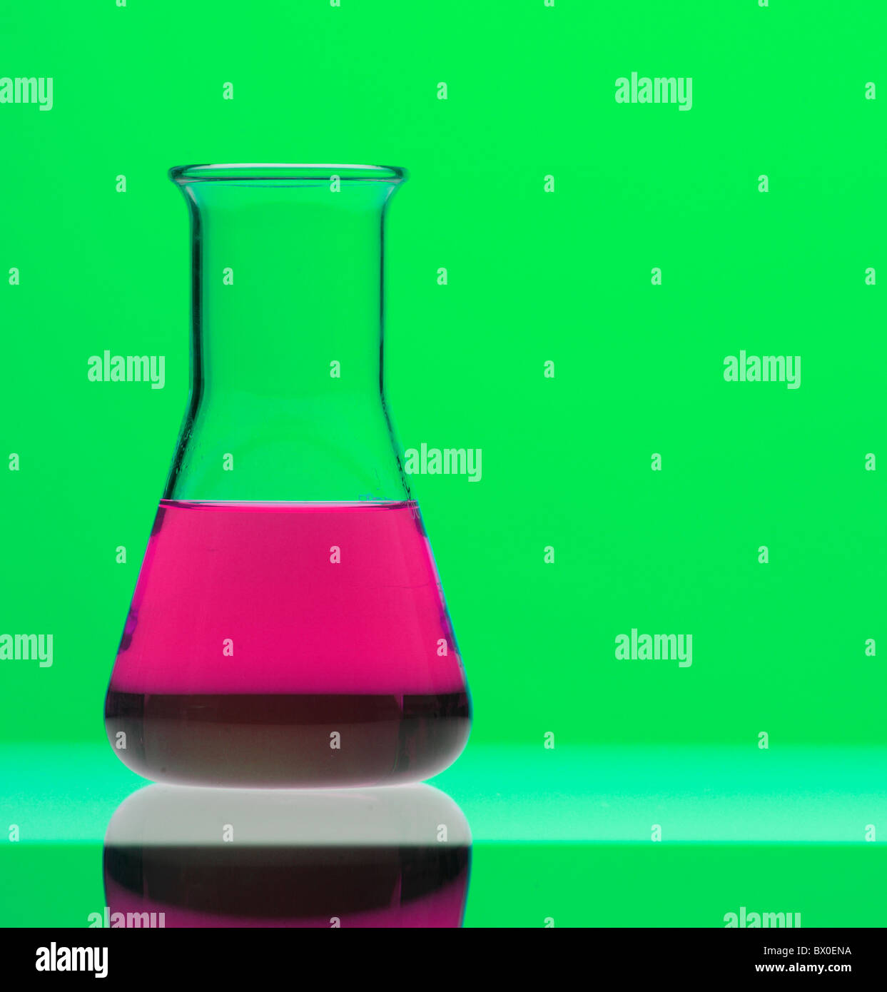 Chemical laboratory glassware equipment Stock Photo - Alamy