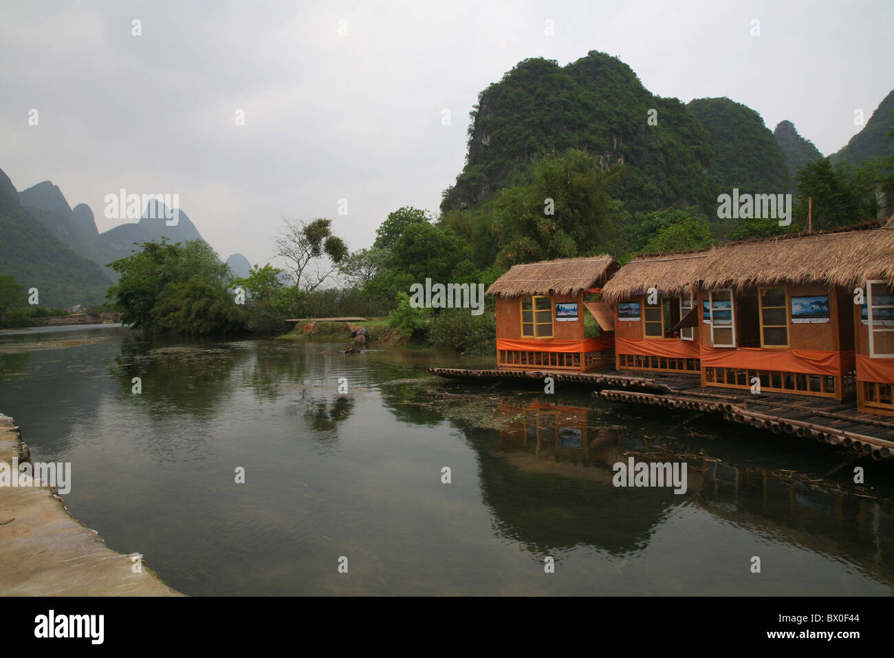 Yulong River, Guilin, Guangxi Province, China Stock Photo - Alamy
