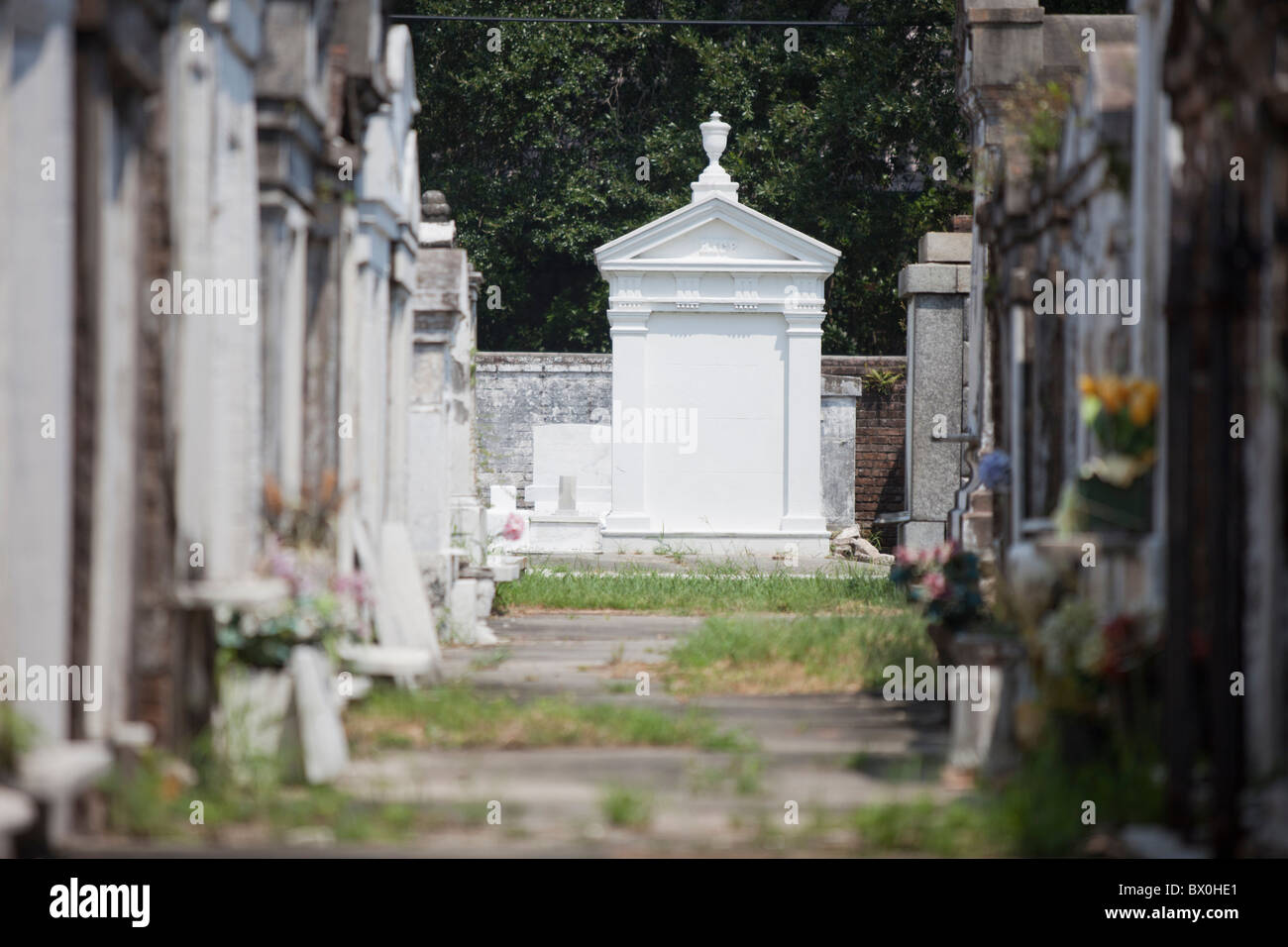 Lafayette Cemetery #1 is one of many above-ground cemeteries ("cities ...