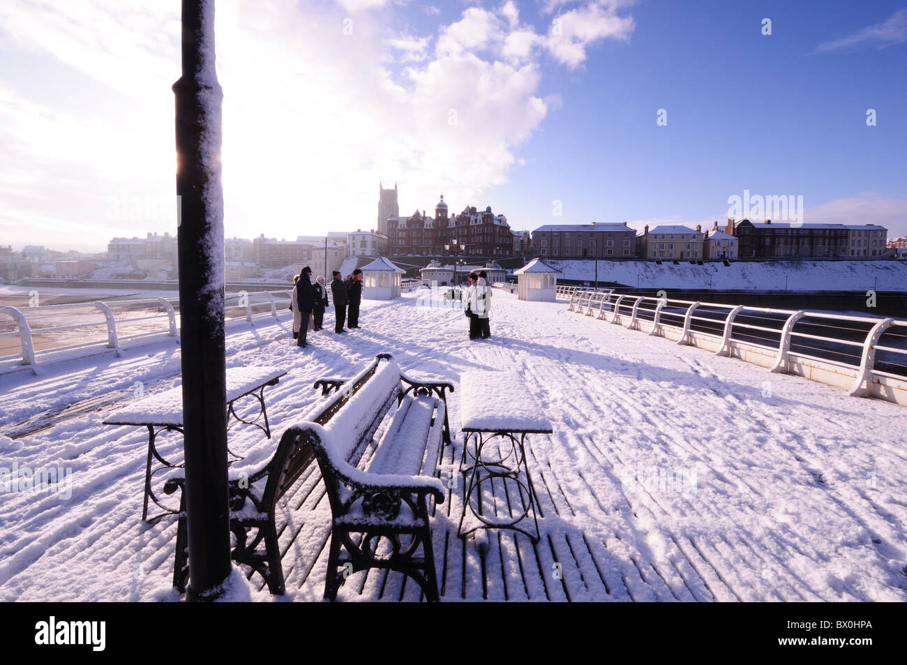 Snow on Cromer pier, north Norfolk Stock Photo - Alamy