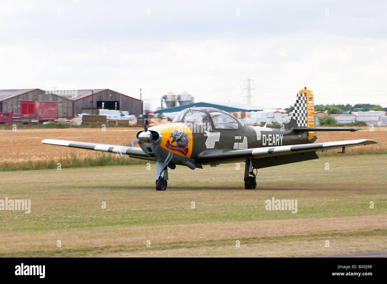 Screaming eagle hi-res stock photography and images - Alamy