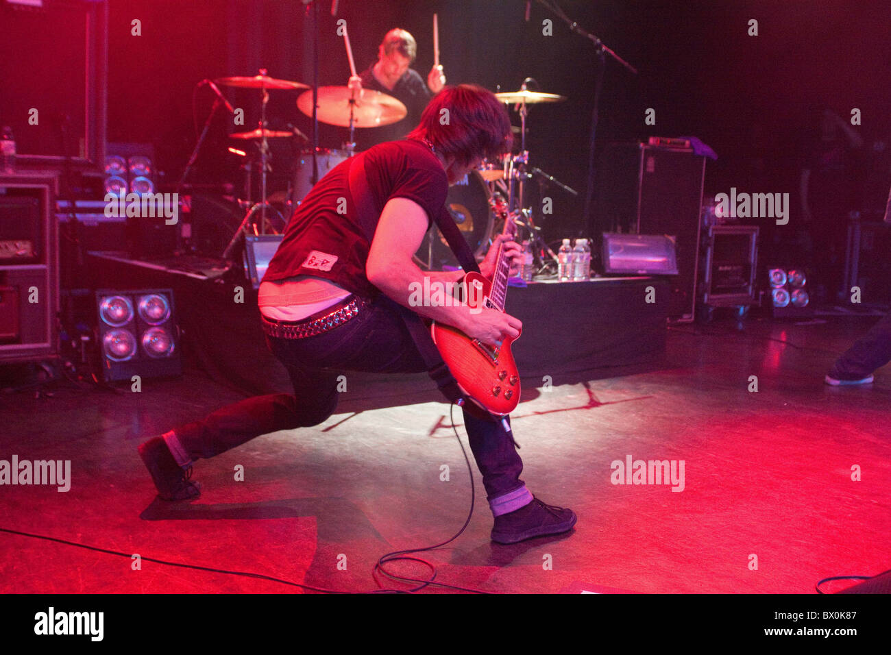 Reef performing at the Shepherds Bush Empire, London Stock Photo - Alamy