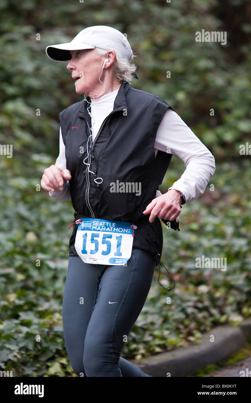 Seattle marathon run hi-res stock photography and images - Alamy