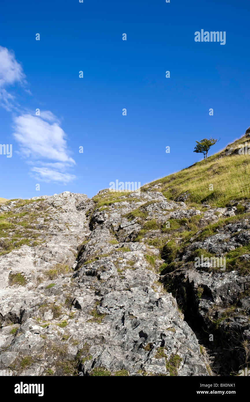 Dovedale thorpe cloud hi-res stock photography and images - Alamy