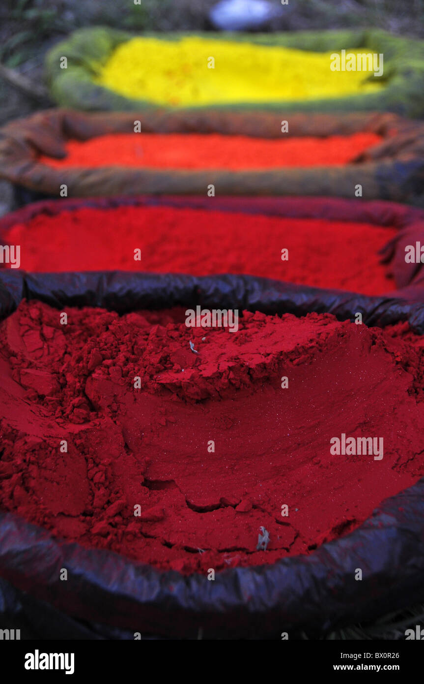 bags full of colored powder in a Nepal market Stock Photo - Alamy