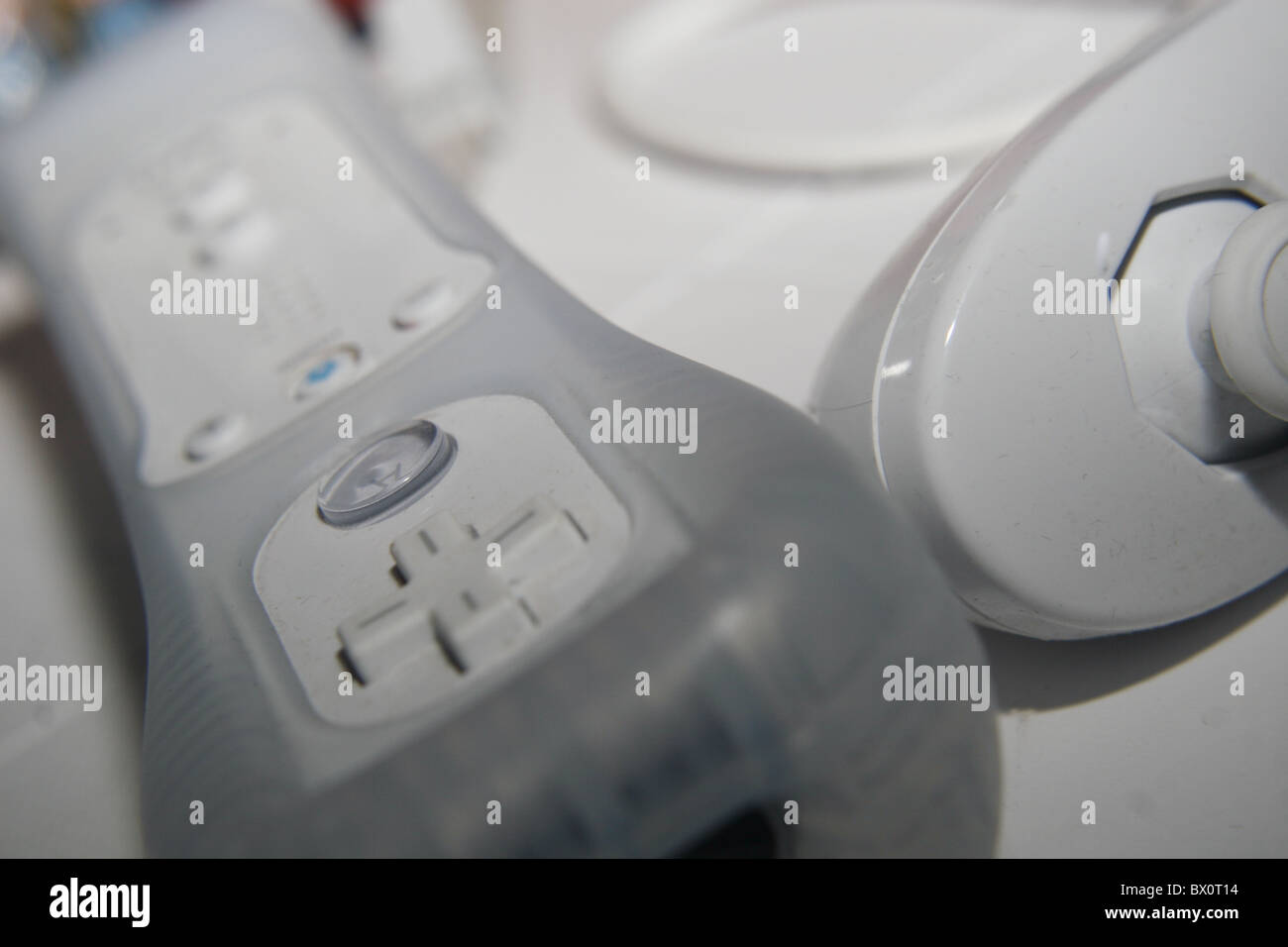 Nintendo wii console hi-res stock photography and images - Alamy