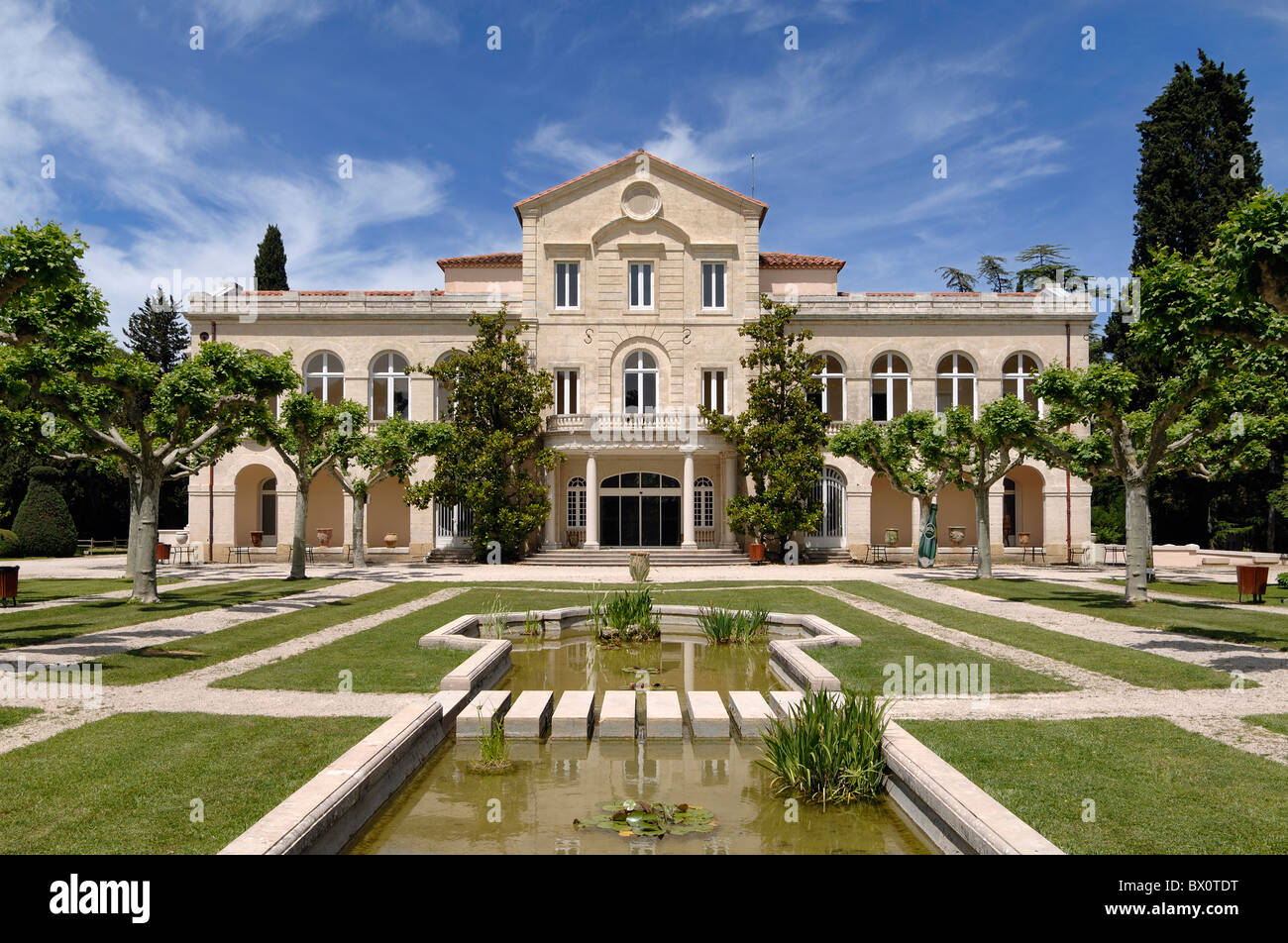 Vergeze High Resolution Stock Photography and Images - Alamy