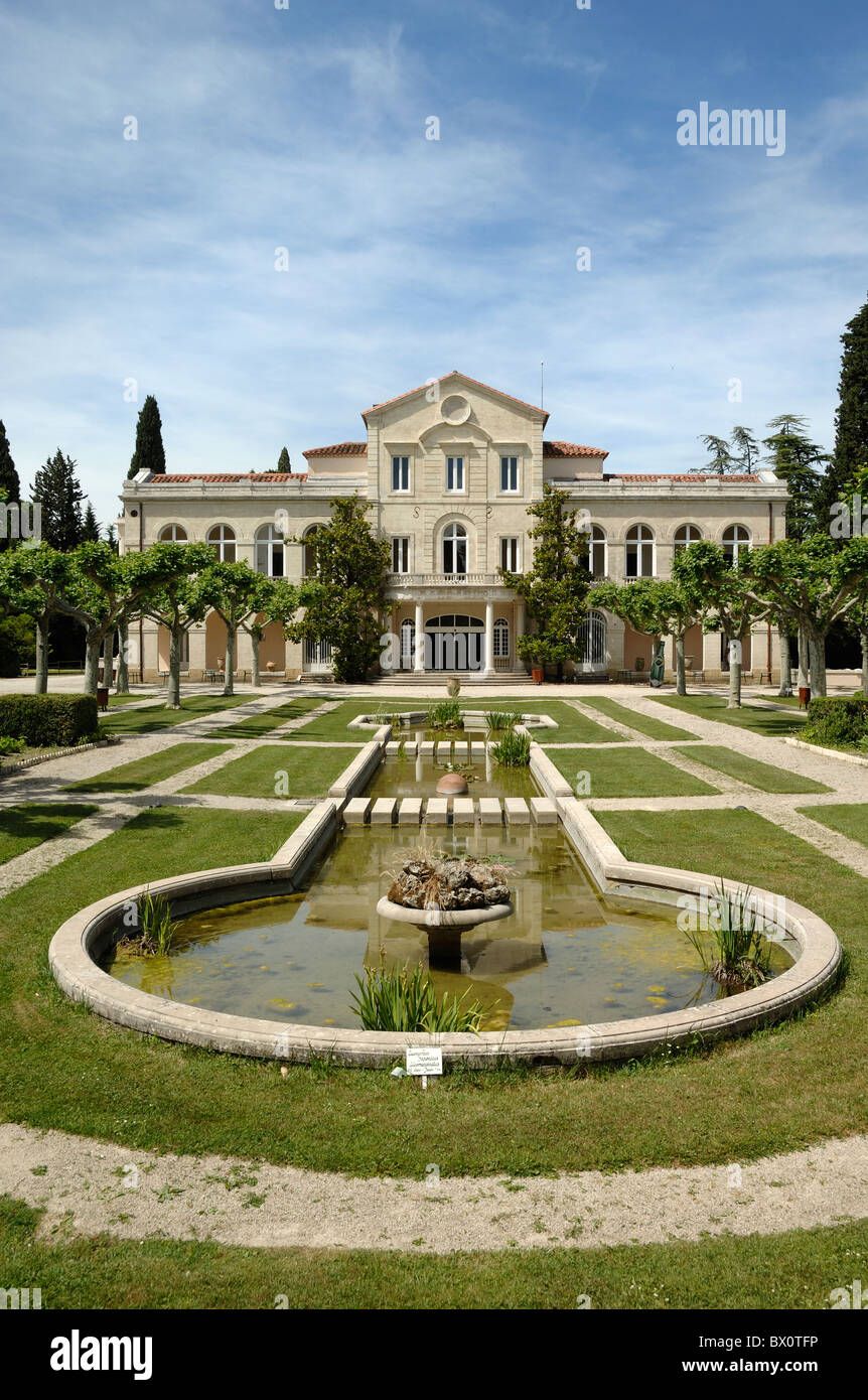 Bouillons Château & Formal French Garden with Central Water Feature or ...