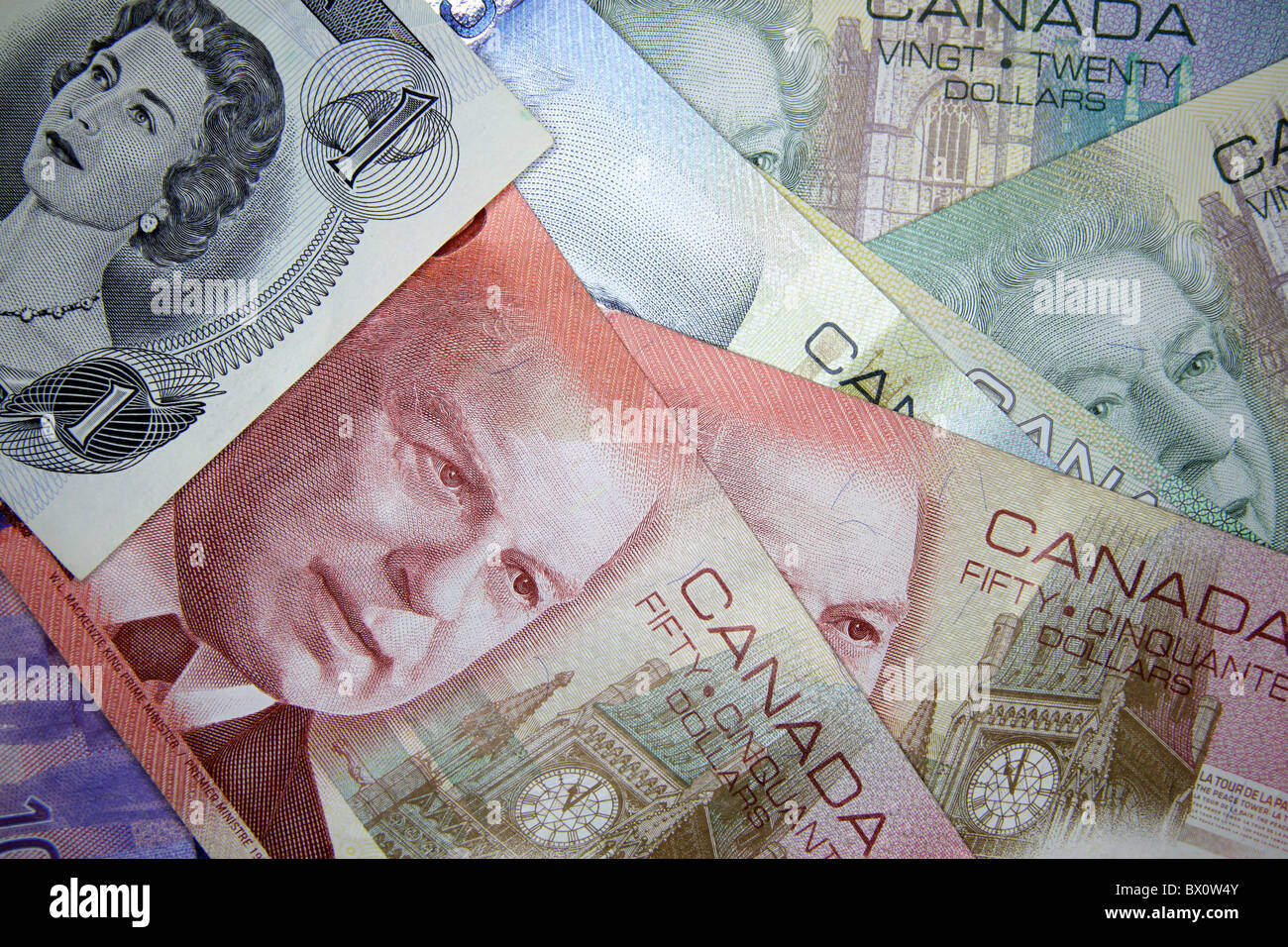 Canadian dollar Bank Notes Stock Photo - Alamy