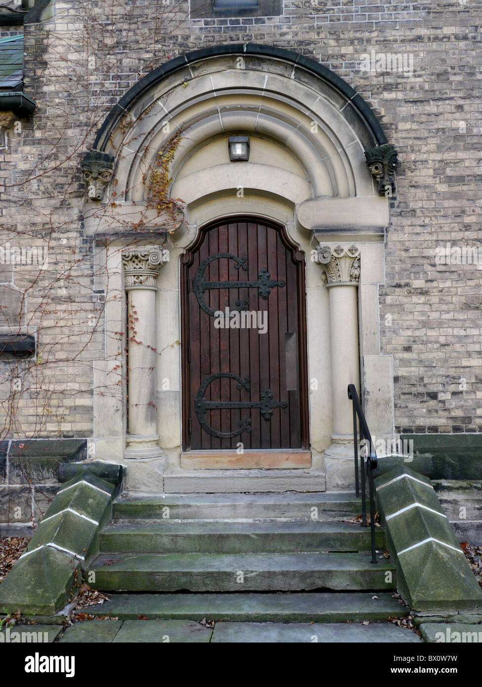 Old college building hi-res stock photography and images - Alamy