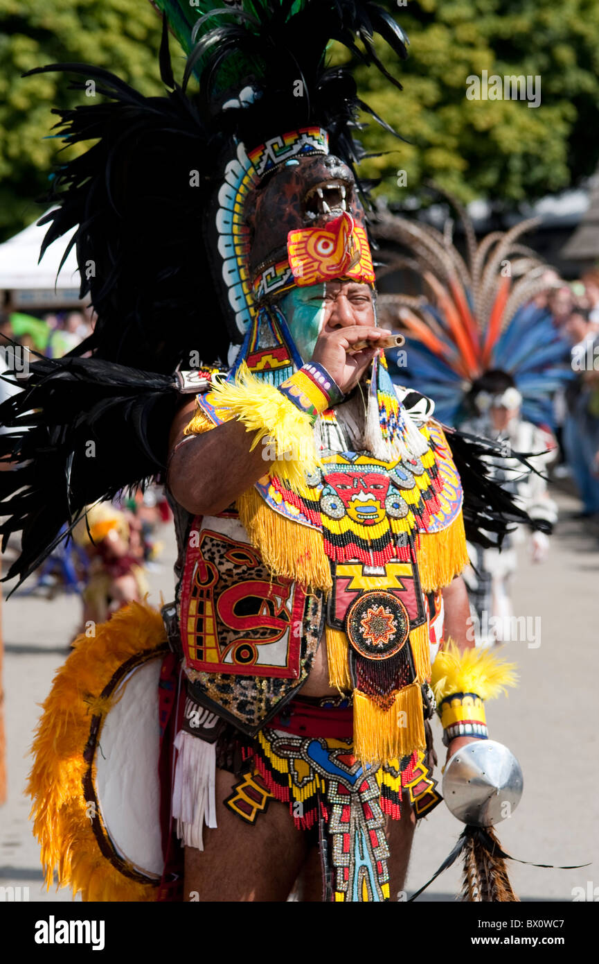 Aztec Indian Dancers performing an Indian dance ceremony at the ...
