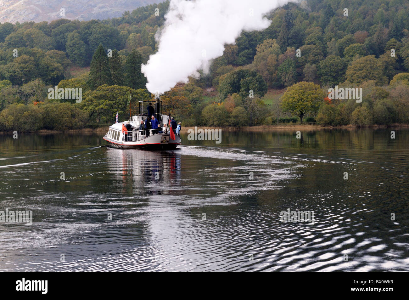 Paddle steamer ferry hi-res stock photography and images - Alamy