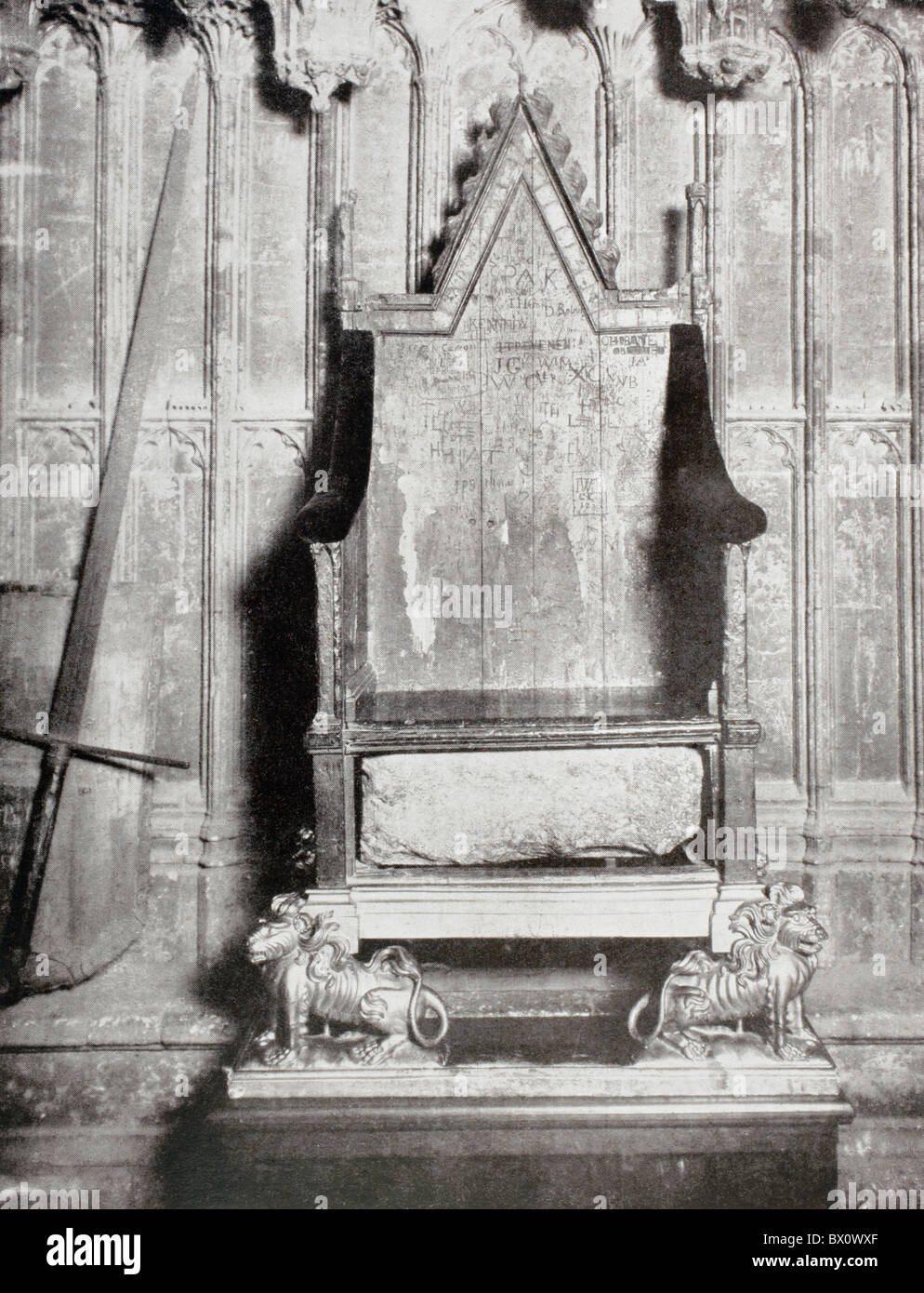 The coronation chair hi-res stock photography and images - Alamy
