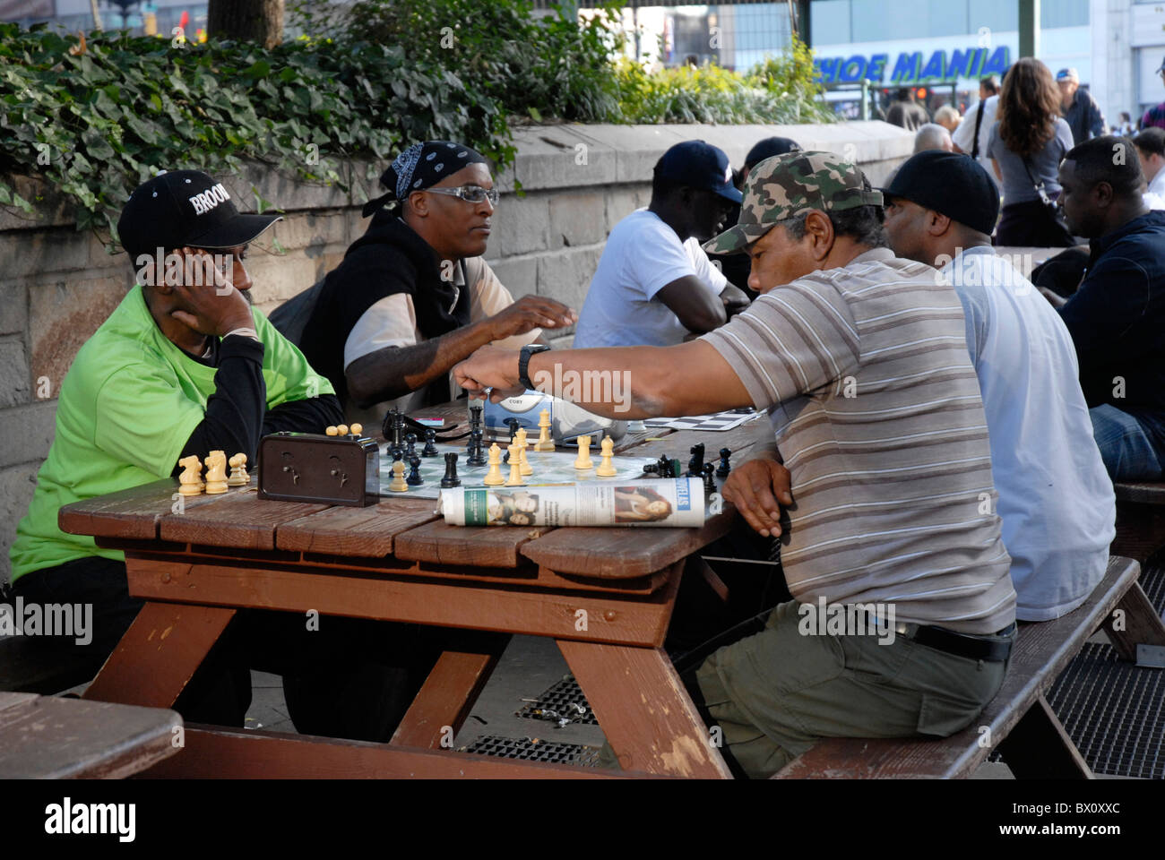 Black chess men hi-res stock photography and images - Alamy
