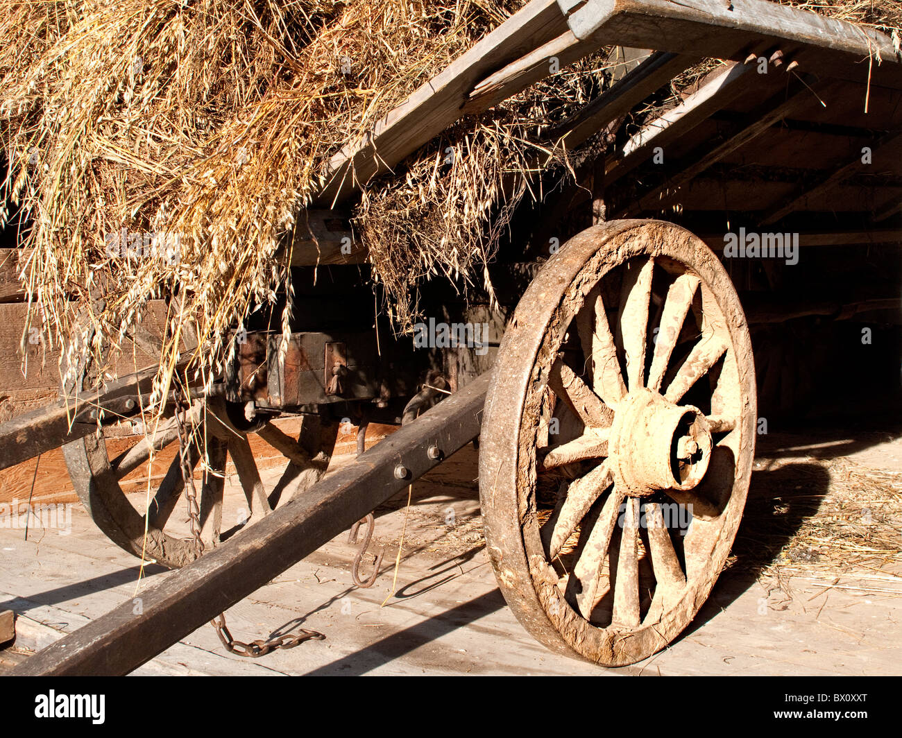 Old hay wagon barn hi-res stock photography and images - Alamy