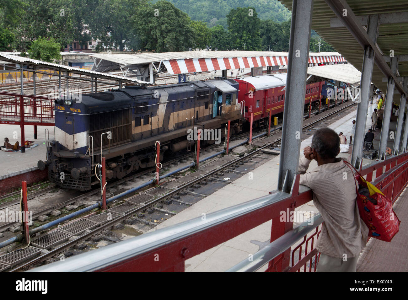 railway in Haridwar railway station Stock Photo - Alamy