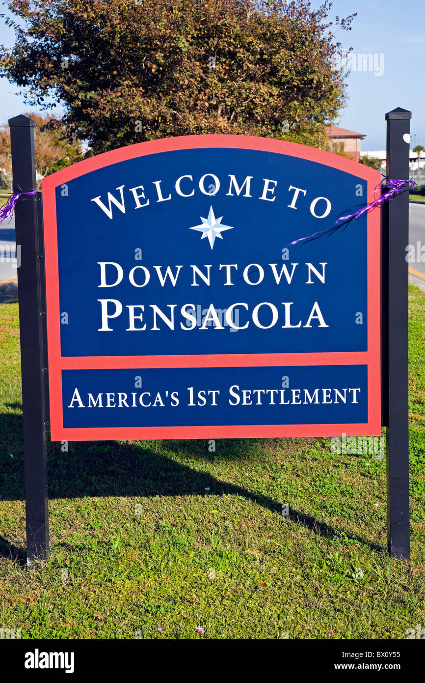 Welcome sign hi-res stock photography and images - Alamy