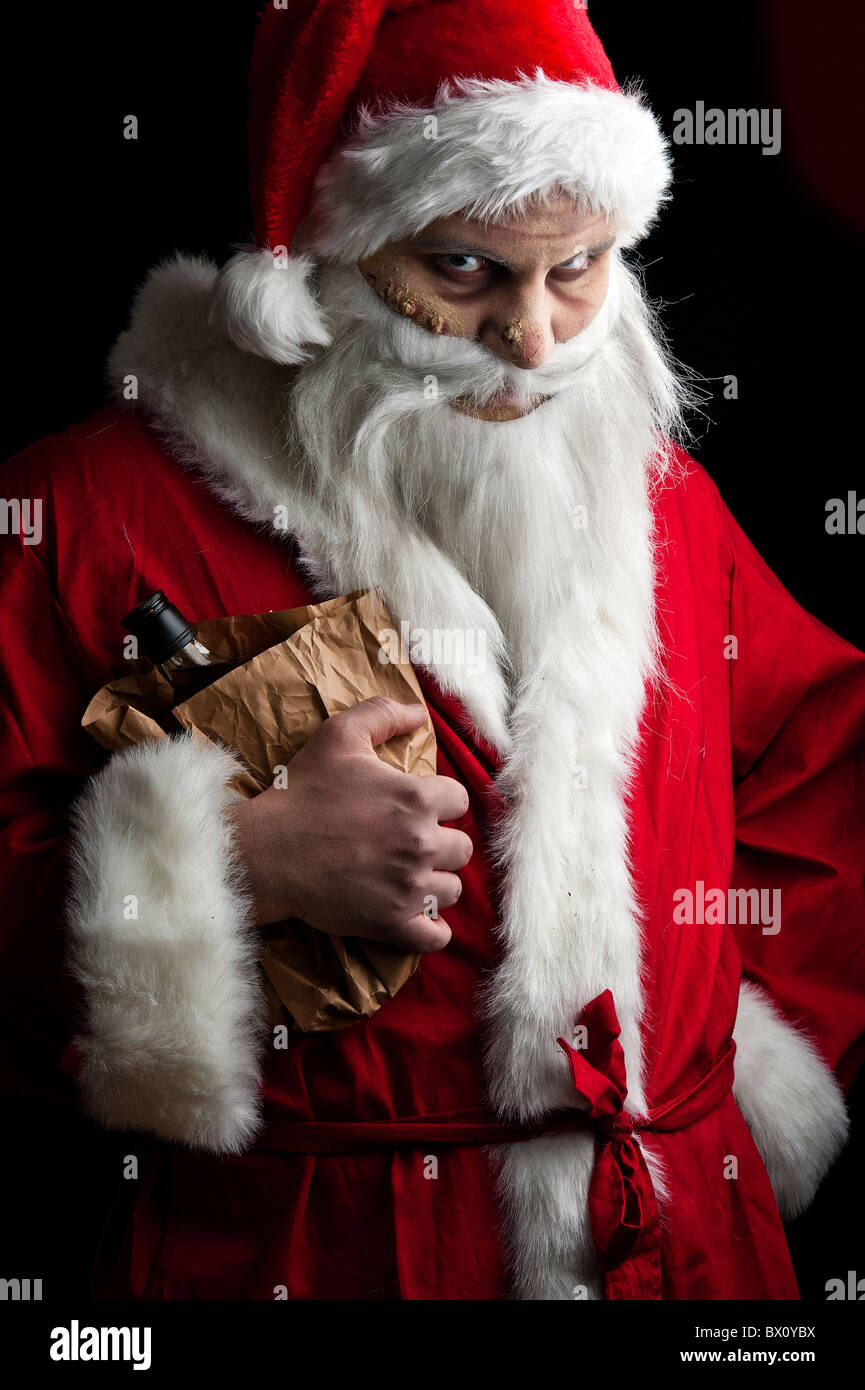 Drunk santa hi-res stock photography and images - Alamy