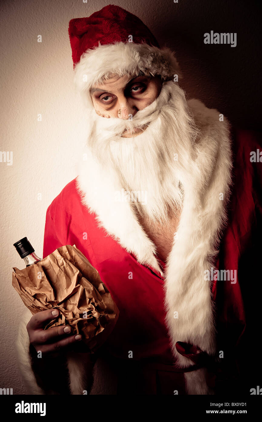 Drunk santa hi-res stock photography and images - Alamy