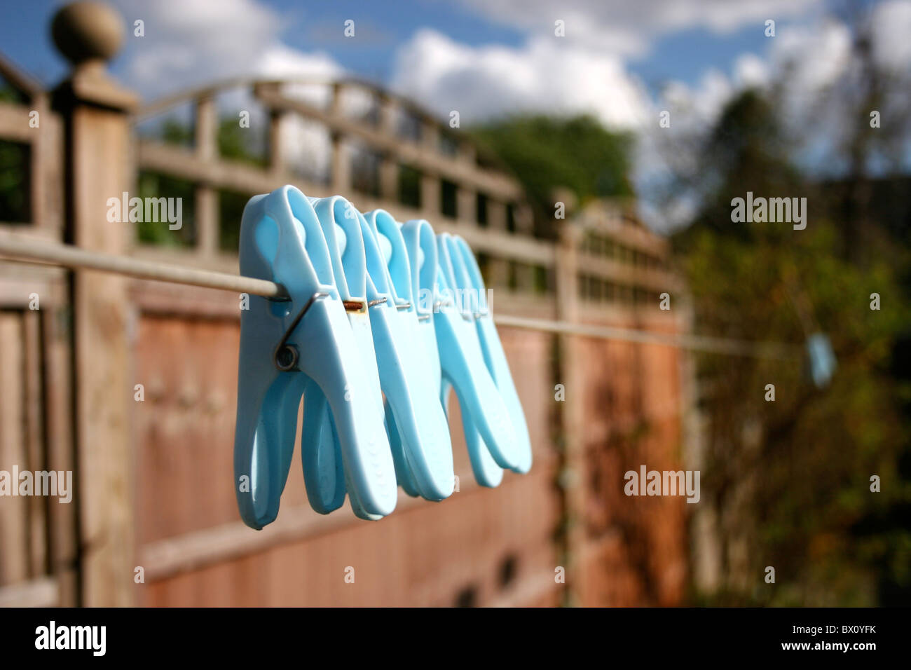 Horizontal blue line hi-res stock photography and images - Alamy