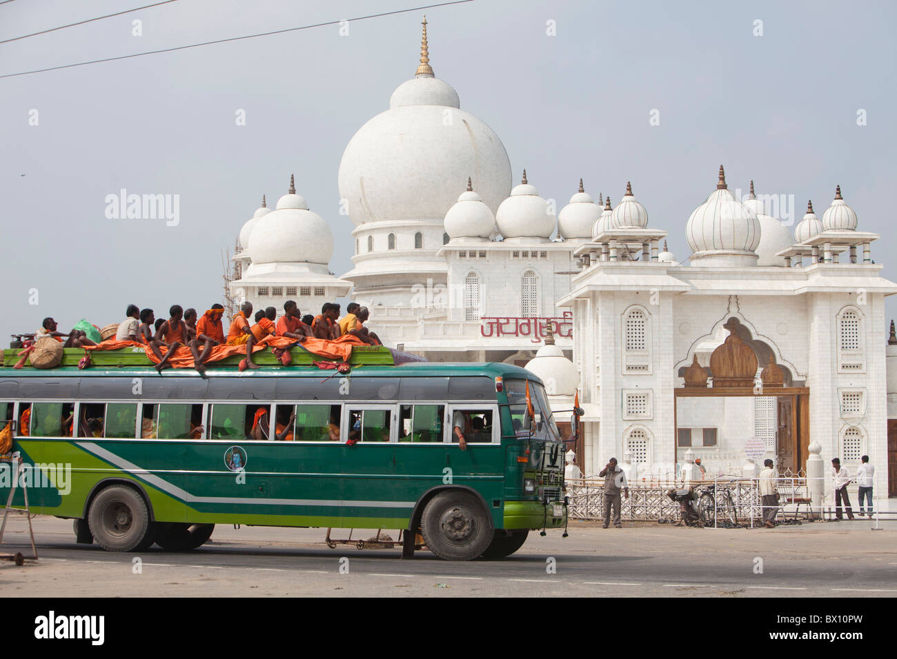 Old indian bus hi-res stock photography and images - Alamy
