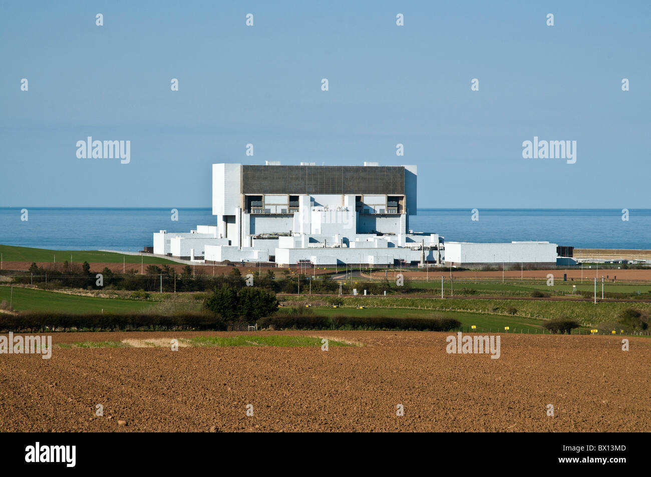 Torness nuclear power station scotland hi-res stock photography and ...