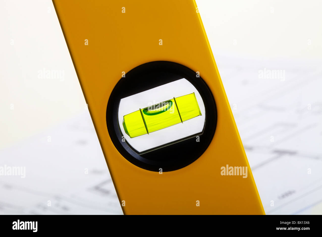 Spirit level ruler hi-res stock photography and images - Alamy