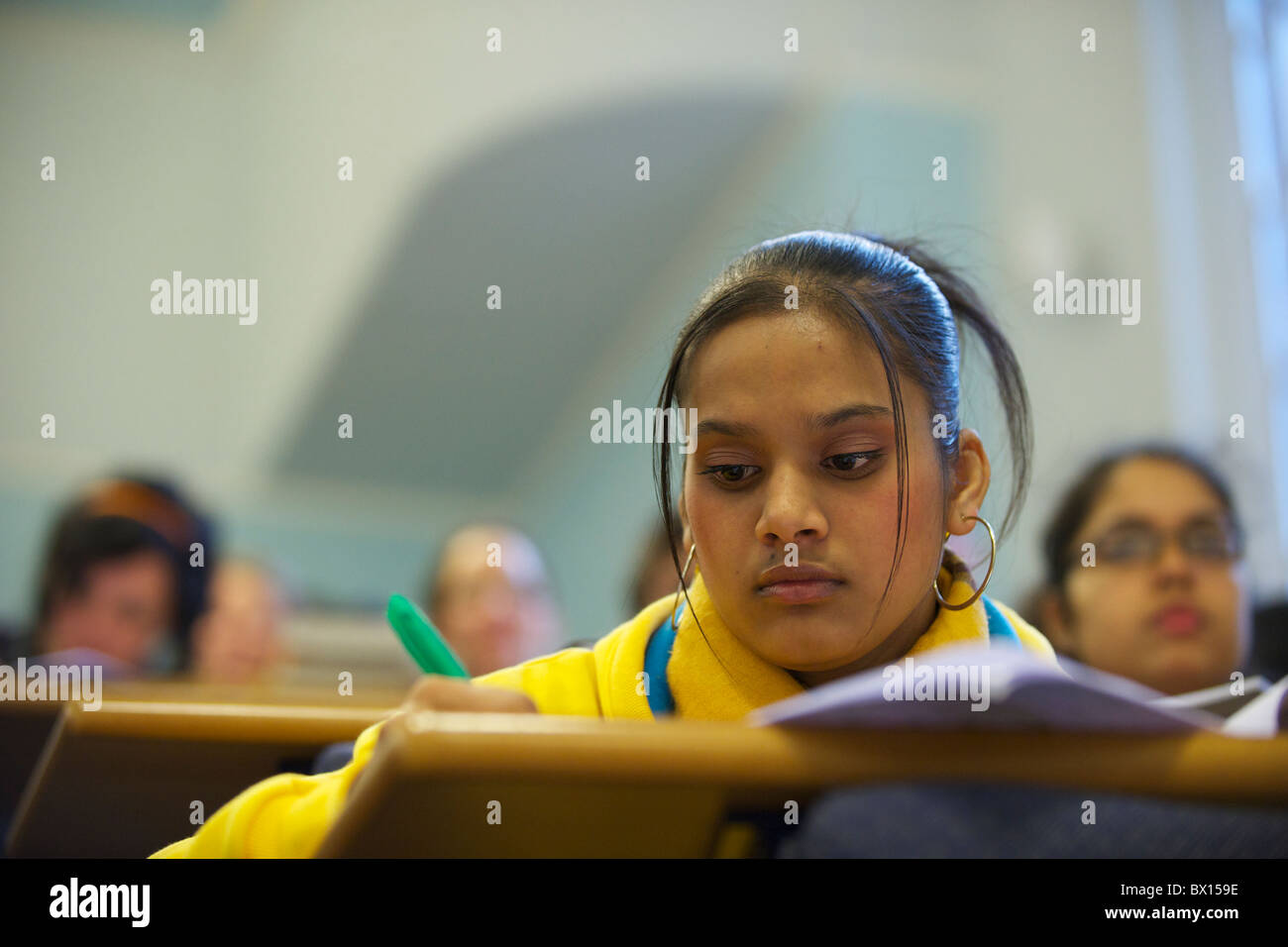University students attend class Stock Photo - Alamy