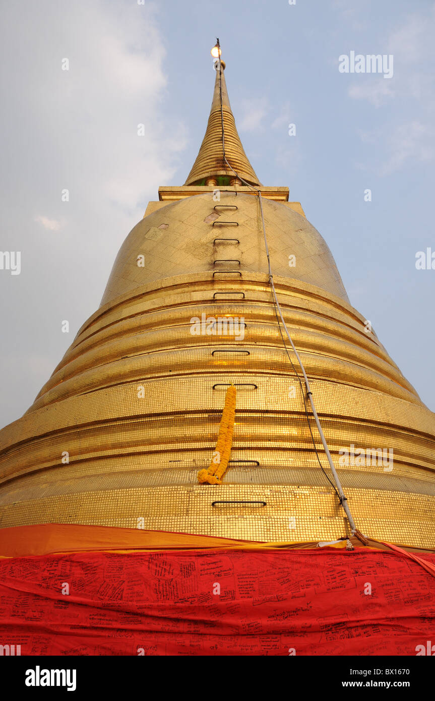 Bangkok panorama golden mount hi-res stock photography and images - Alamy