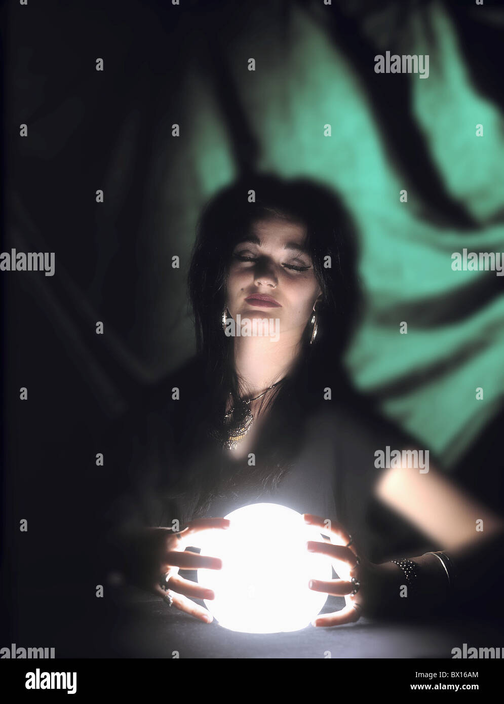 ball esotericism Foreteller magic ball model released sphere woman ...