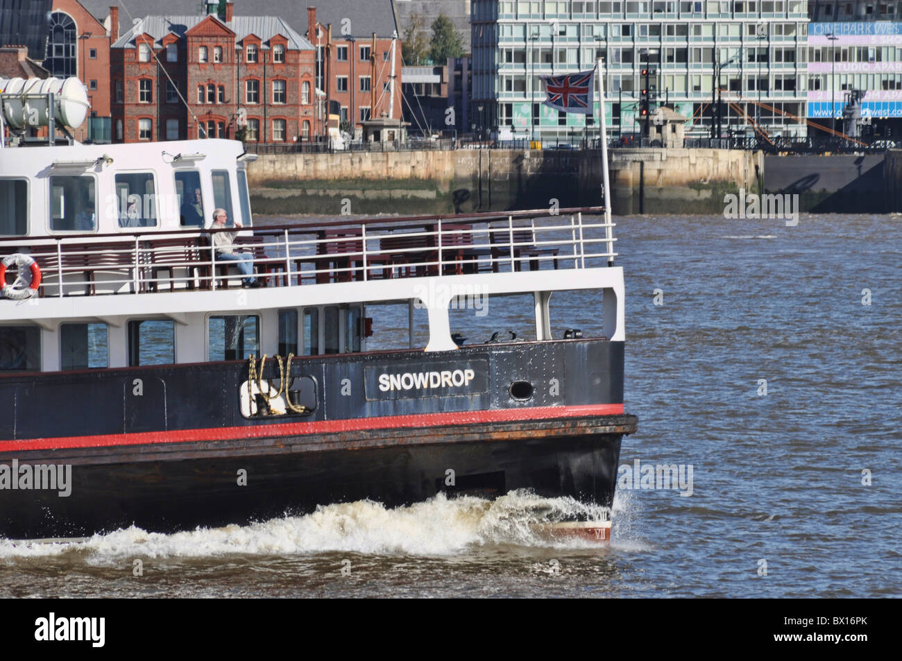Mersey Ferry Snowdrop Canal Stock Photos & Mersey Ferry Snowdrop Canal ...