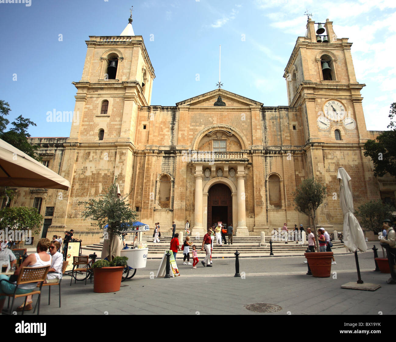 Malta churches hi-res stock photography and images - Alamy