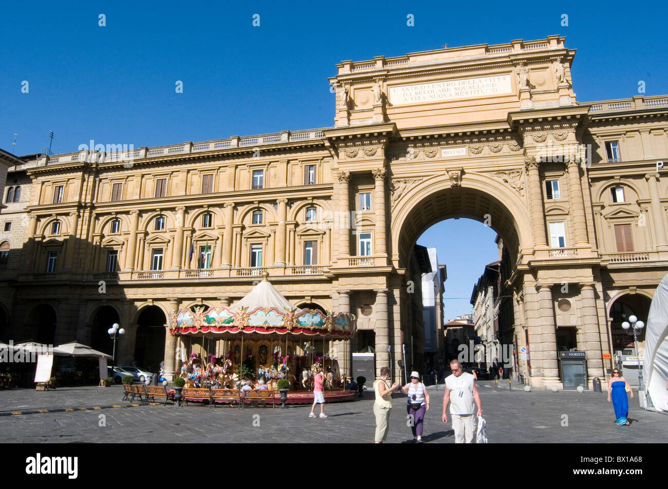 Piazza della Repubblica Florence firenze arch square italy italian city ...