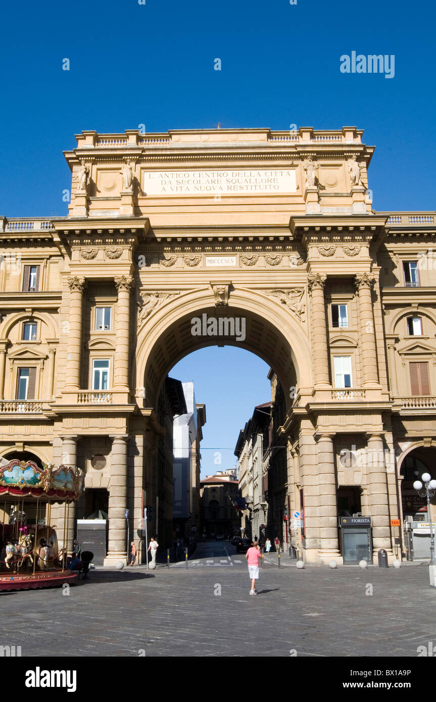 Piazza della Repubblica Florence firenze arch square italy italian city ...