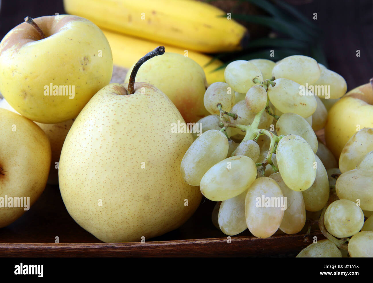 Fruity mix of many apples hi-res stock photography and images - Alamy