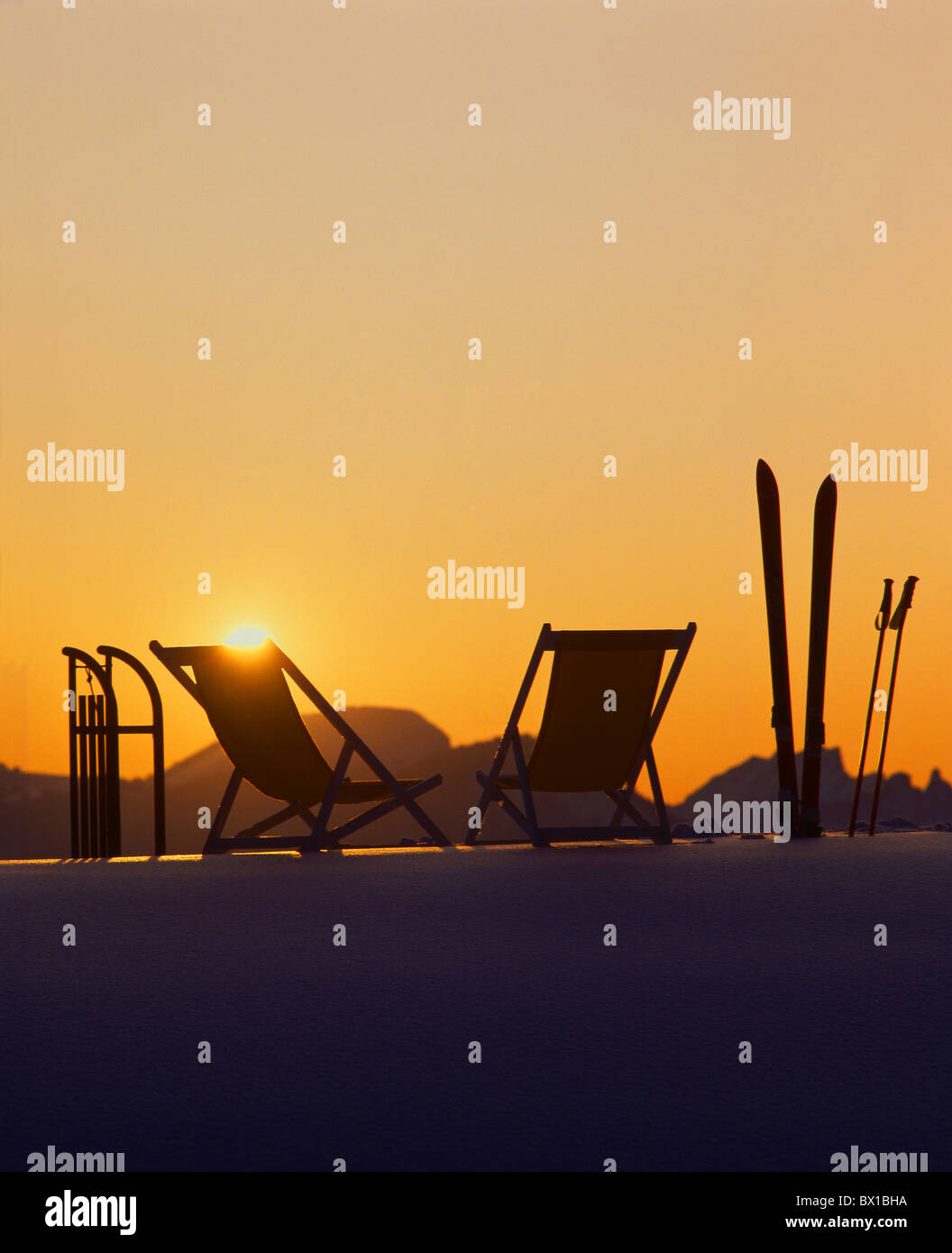 Switzerland winter deck chair hi-res stock photography and images - Alamy