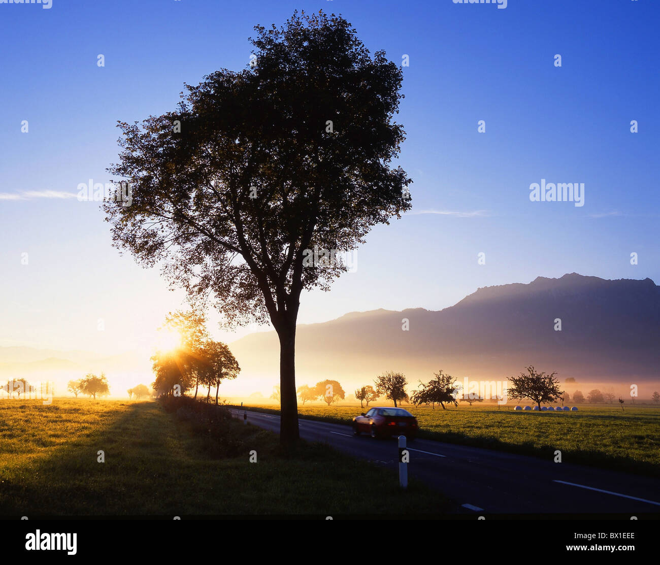 Ground mountains hi-res stock photography and images - Alamy