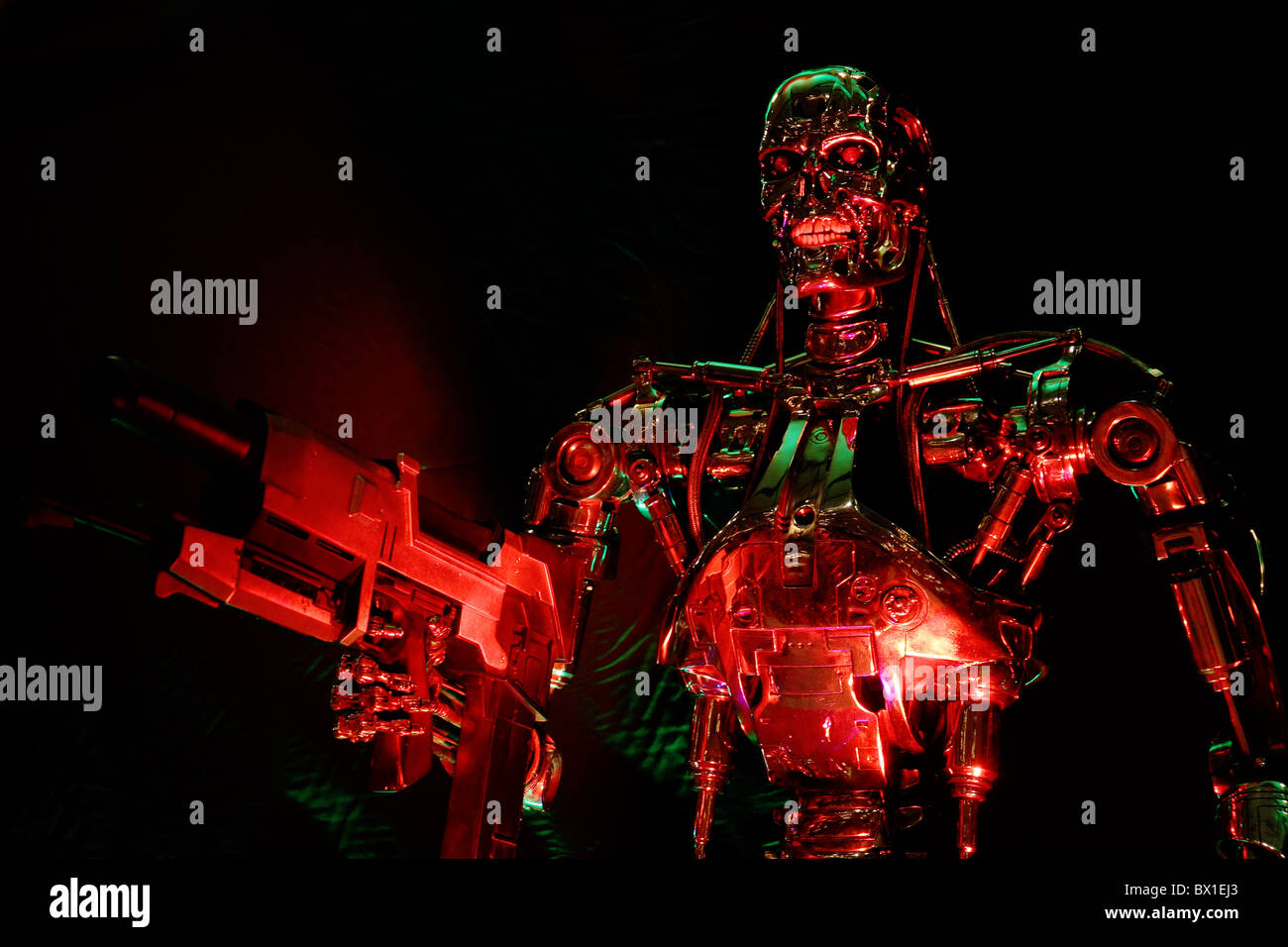 Terminator hi-res stock photography and images - Alamy