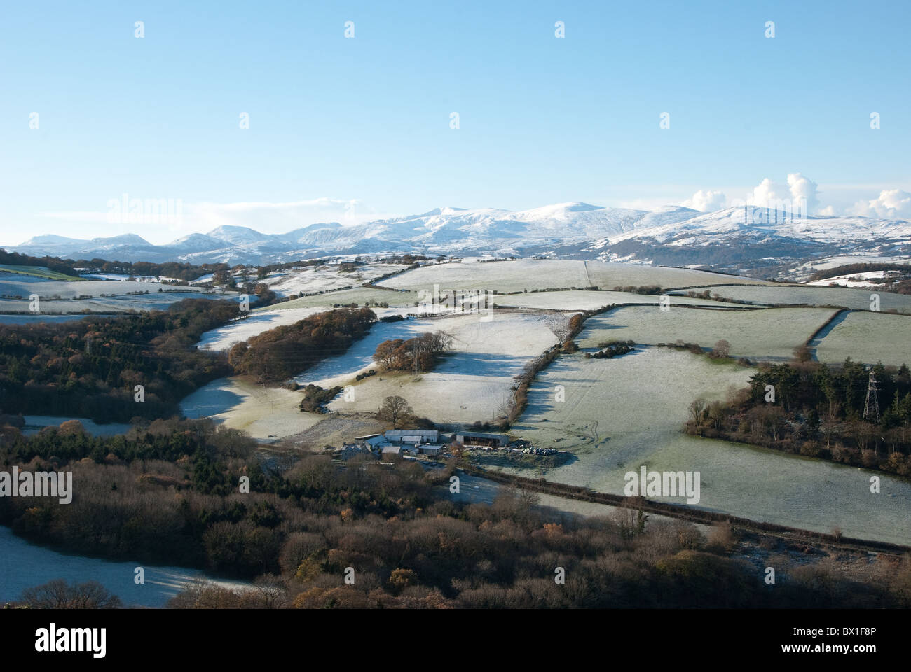 Welsh snow scene hi-res stock photography and images - Alamy
