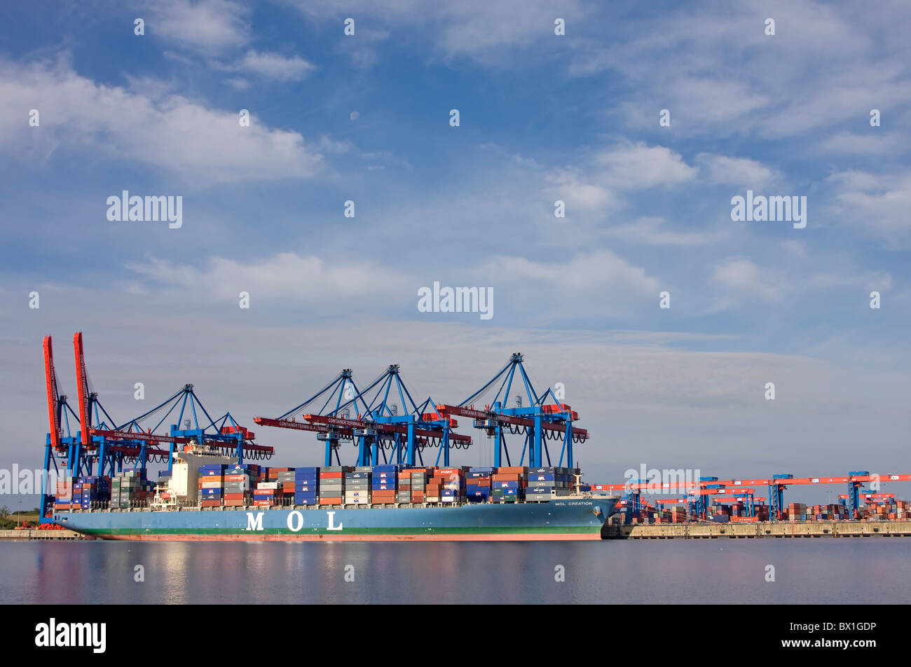 Container terminal at Hamburg harbor, Germany Stock Photo - Alamy